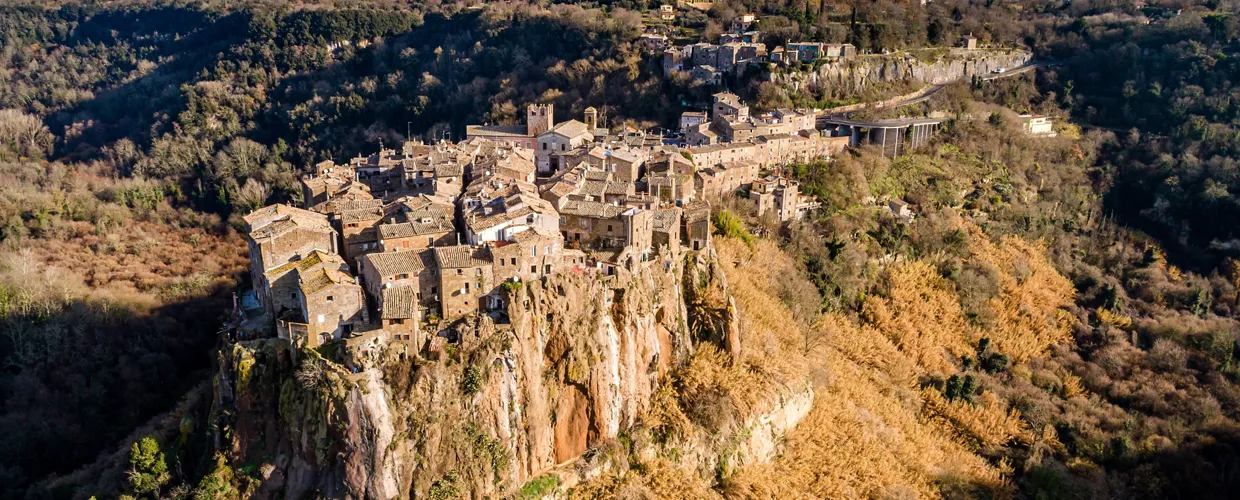 Calcata, what to see in Lazio's medieval village - Italia.it