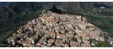 Gerace, borgo in Calabria: cosa vedere - Italia.it