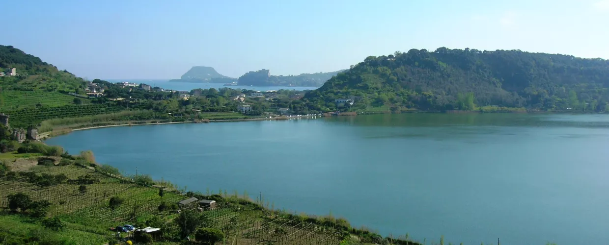 Lago d'Averno - Italia.it
