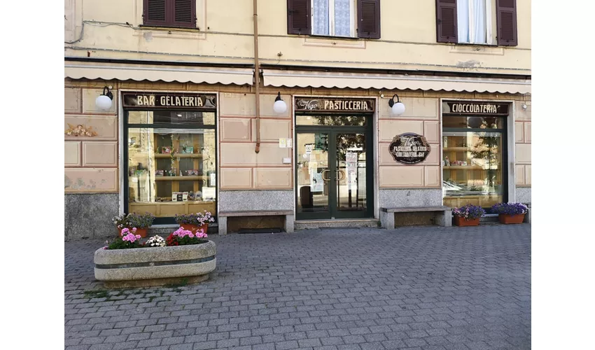 PASTICCERIA GELATERIA CIOCCOLATERIA BAR, Masone - Italia.it