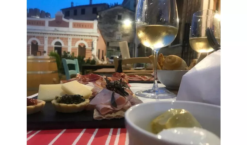 Bacaro Busèto e Botòn, Agugliano - Italia.it