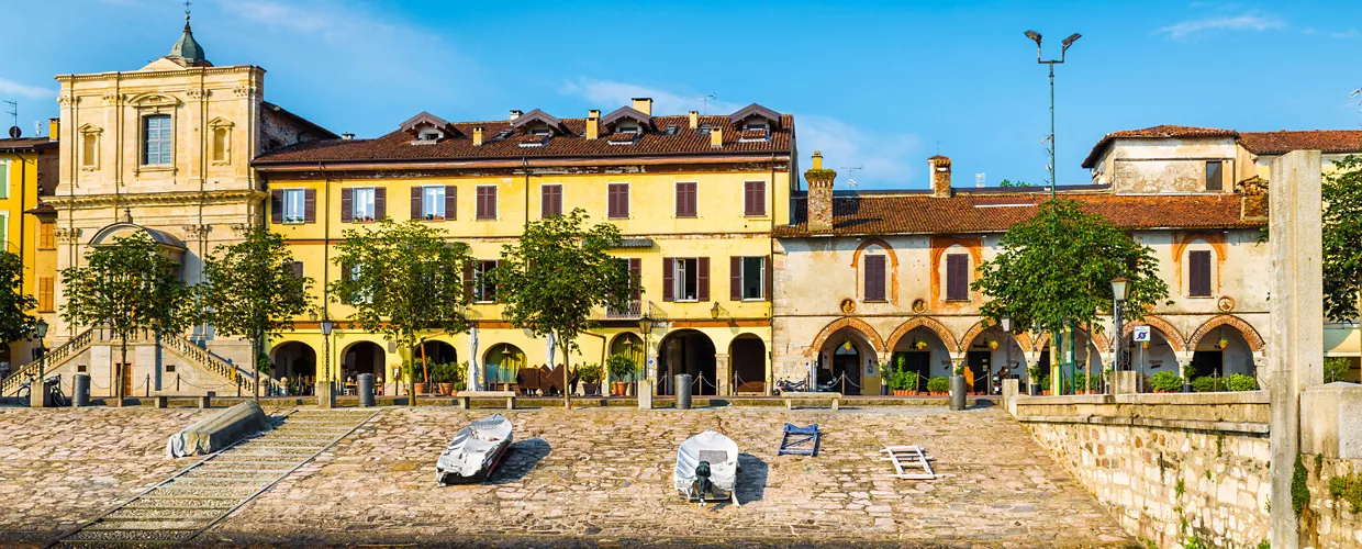 Arona, village in Piedmont: things to do - Italia.it