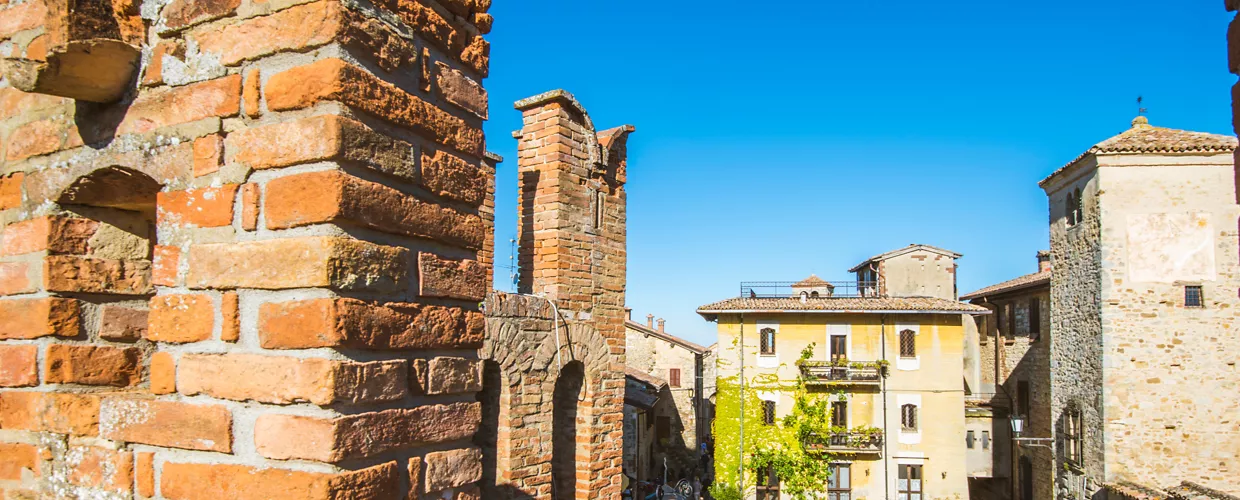 Vigoleno, medieval village in Emilia Romagna - Italia.it