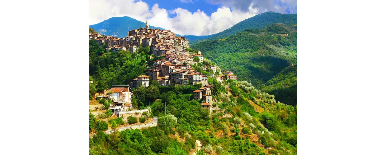 Apricale, village in Liguria: things to do - Italia.it