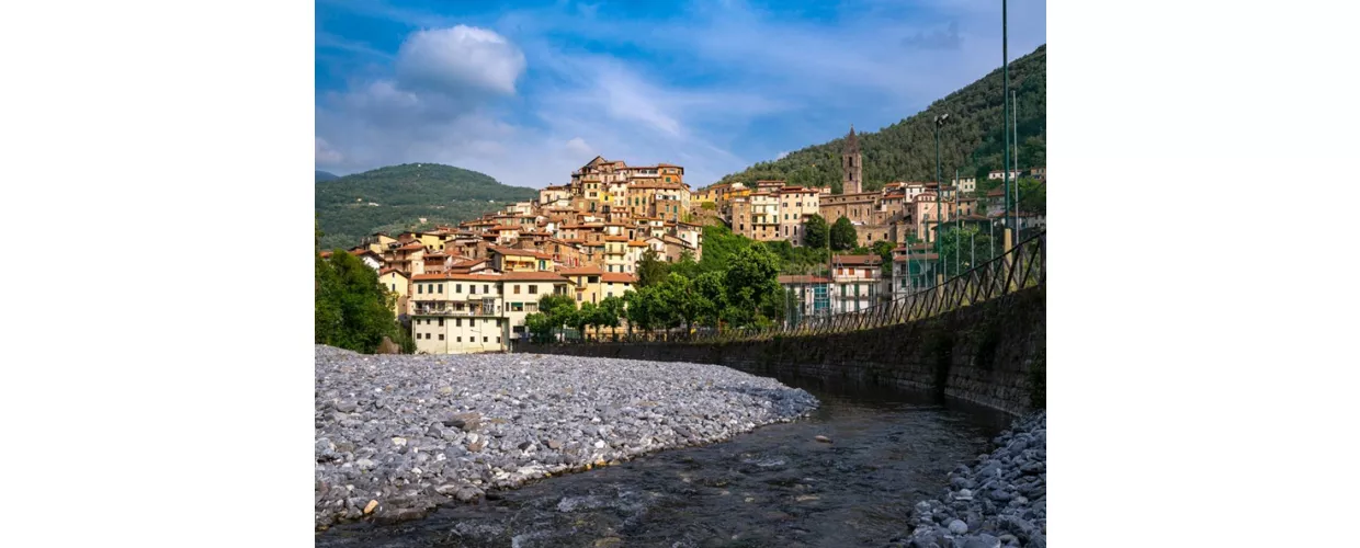 Pigna, village in Liguria: things to do - Italia.it