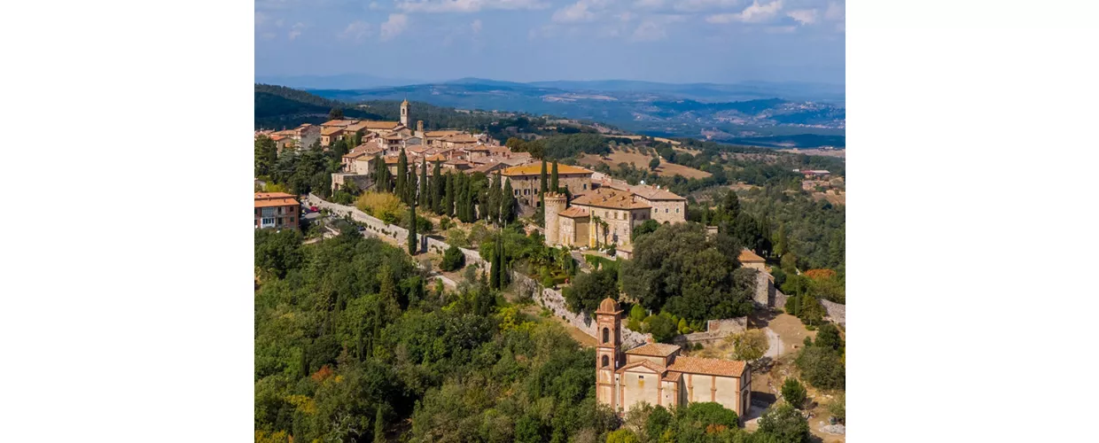 Montefollonico, village in Tuscany: things to do - Italia.it